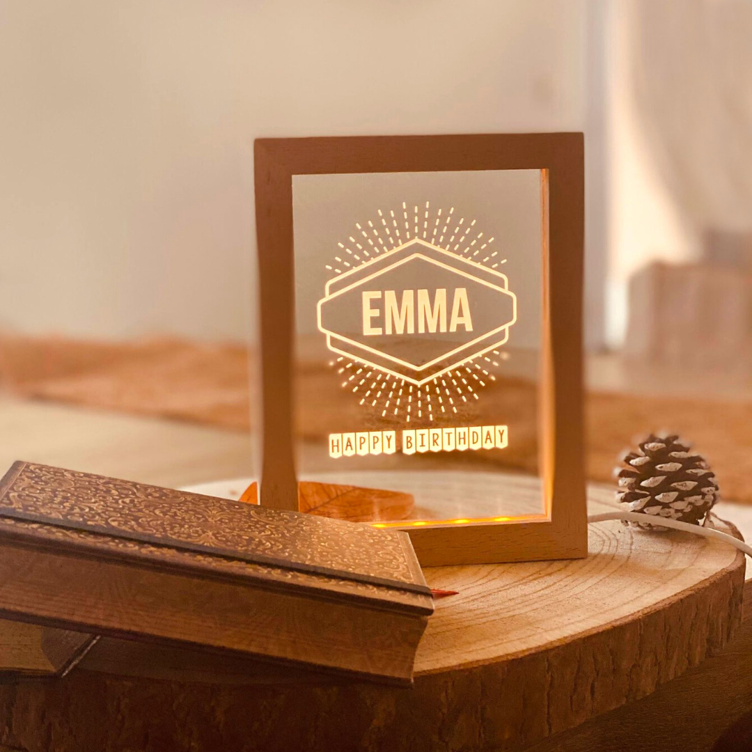 Beleuchteter LED-Rahmen mit Gravur Vorname | Personalisierte Lampen