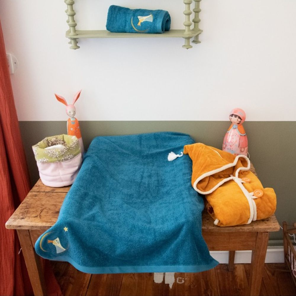 Besticktes Handtuch für Kinder und Babys 70 x 140 cm - Waschbär blau ...